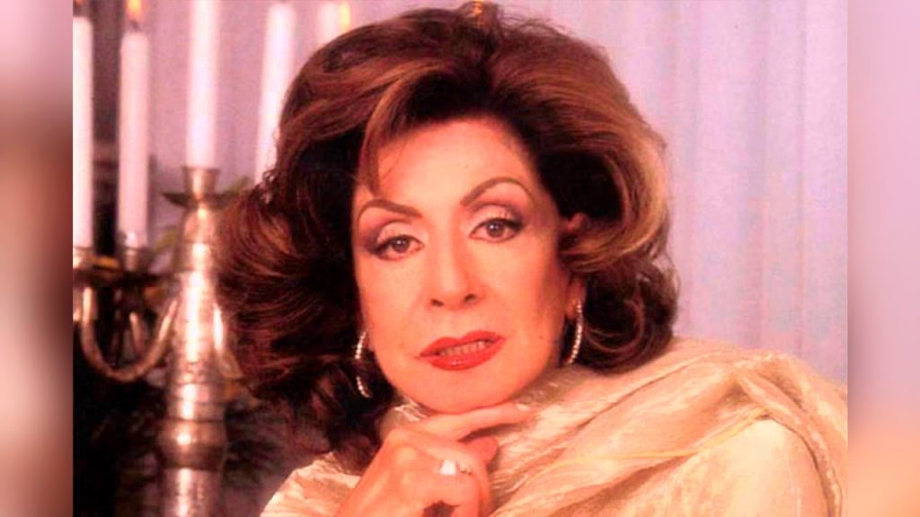 Recuerdos de Helenita Vargas: LA RONCA DE ORO DE LAS MIL ANÉDOCTAS ...