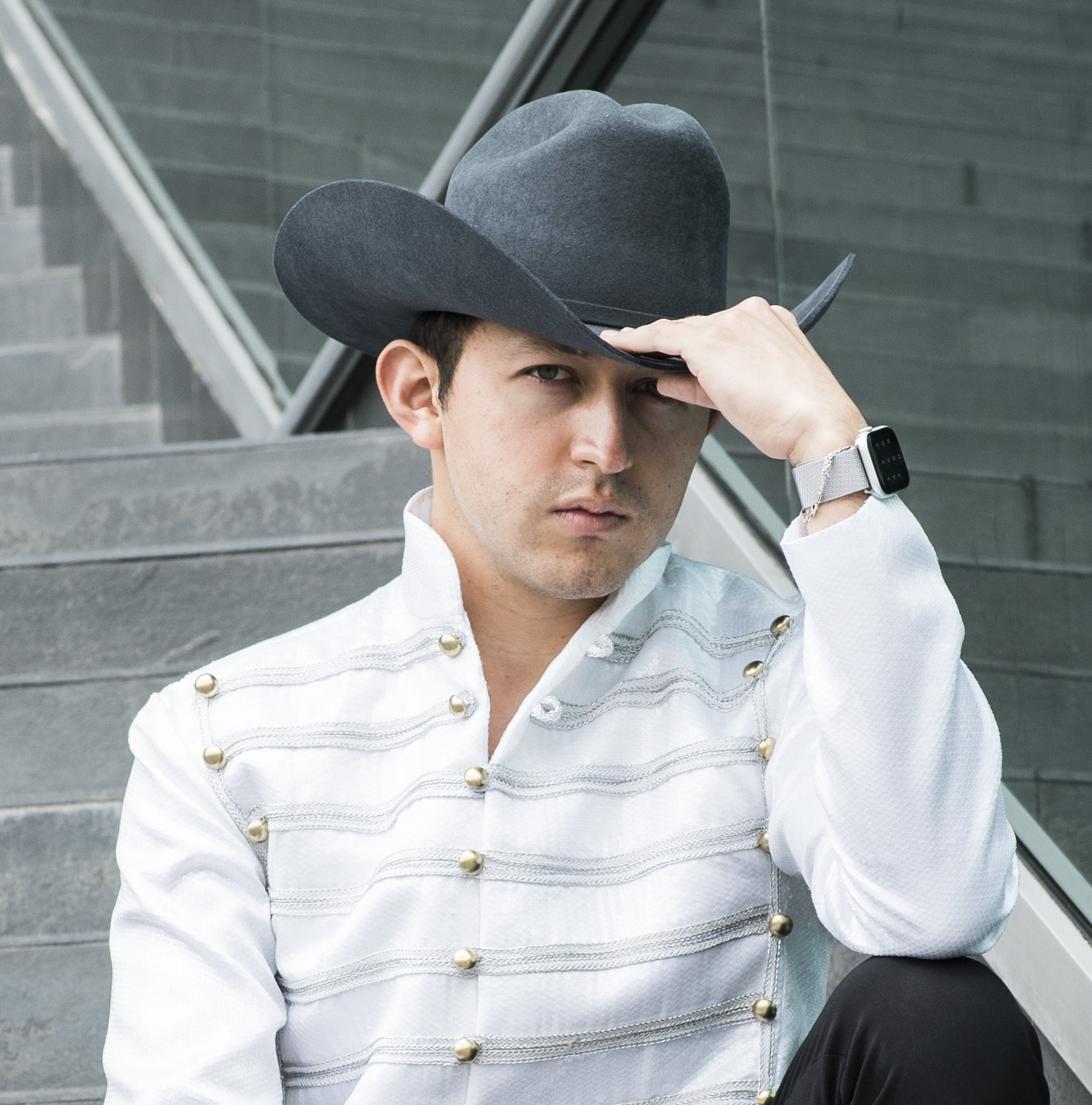 Sebastián Campos: TRIUNFA A RITMO DE MÚSICA POPULAR - Primicia Diario